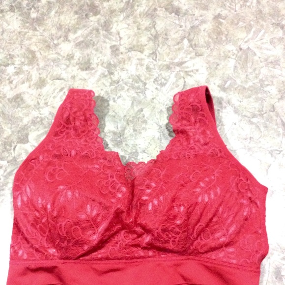 Intimates & Sleepwear | 2 Lot Of Lace Comfort Bras Red Black 2xl E12 ...